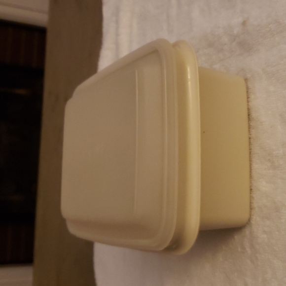 Tupperware | Kitchen | Vintage Almond Color Freeze And Save Ice Cream ...